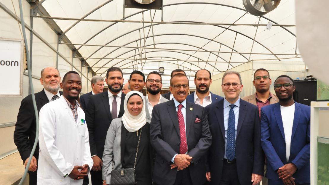 Honored Guests Visit CARES Facilities | AUC School of Sciences and Engineering